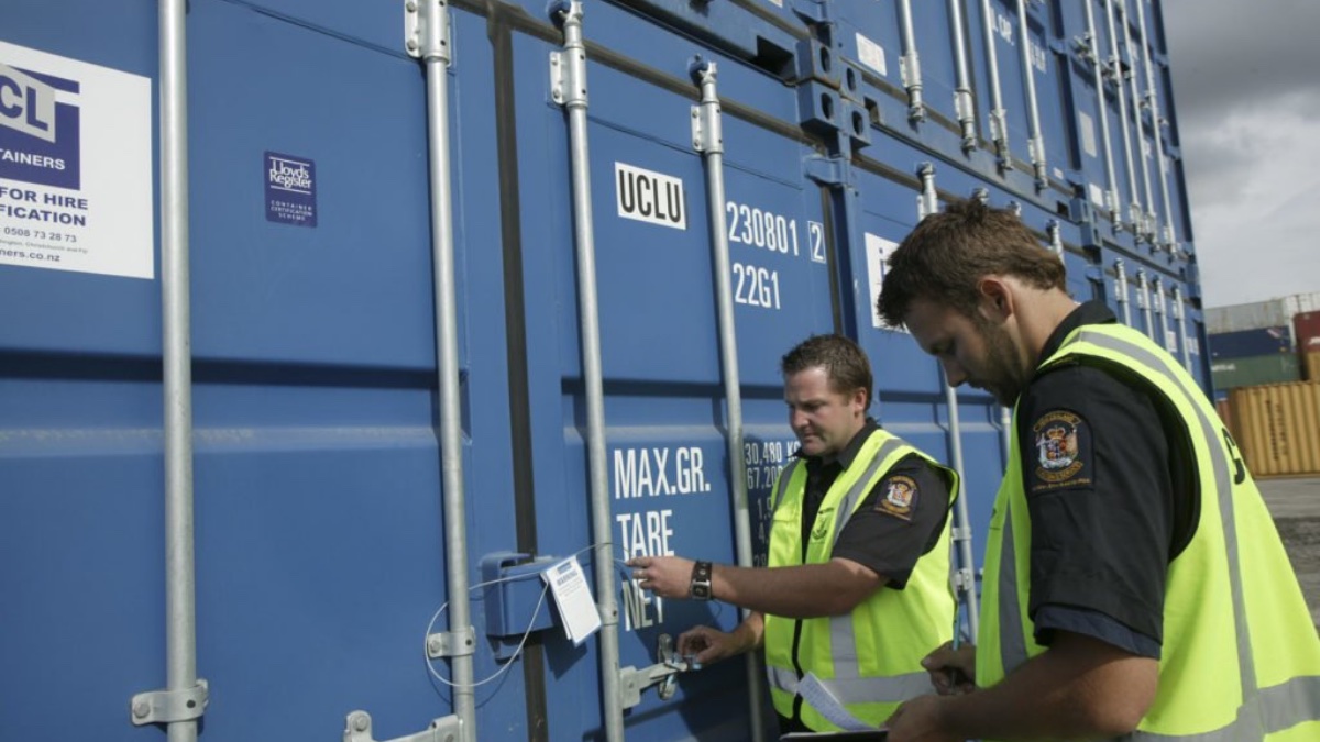 CUSTOMS BROKER A ES Logistics EN CUSTOMS BROKER A ES Logistics EN